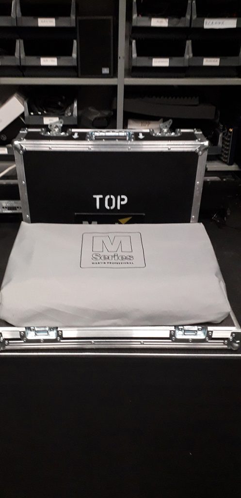 Martin M2GO HD lighting console – Gearwise – AV & Stage Equipment