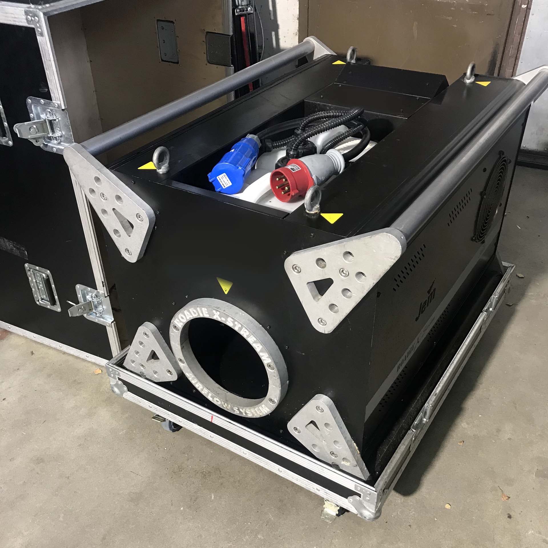 Martin JEM Roadie X Stream Fog Machine – Gearwise – AV & Stage Equipment