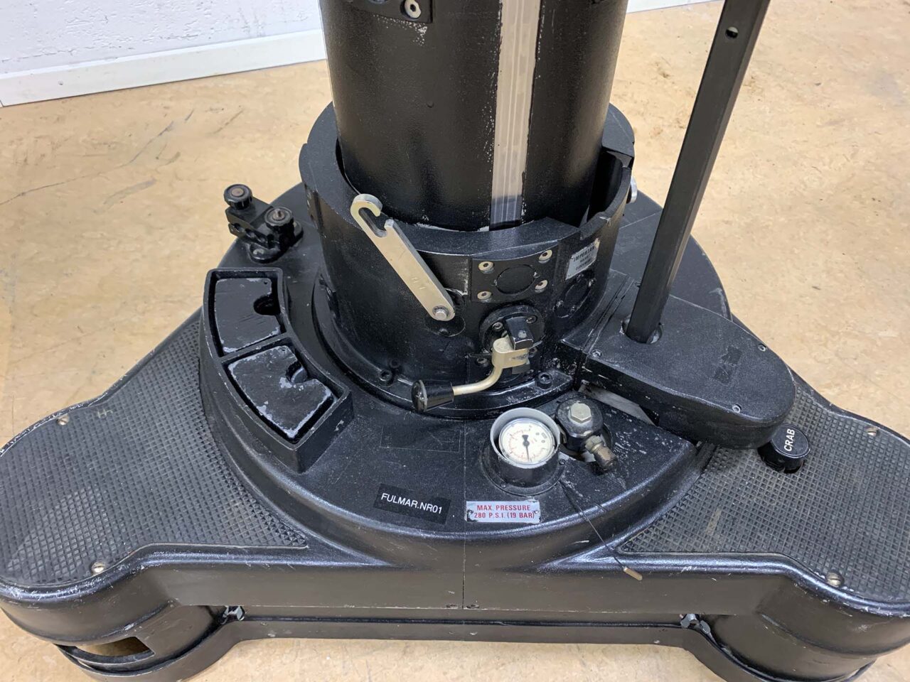 Vinten Fulmar Studio Pedestal – Gearwise – AV & Stage Equipment