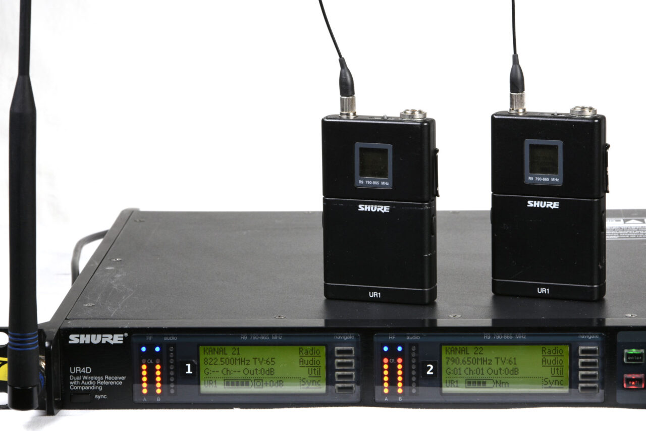 Shure UHF-R UR4D 2xUR1 R9 System Package – Gearwise – AV & Stage Equipment