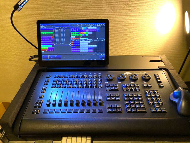 Lighting consoles – Buy from Gearwise – AV & Stage Equipment