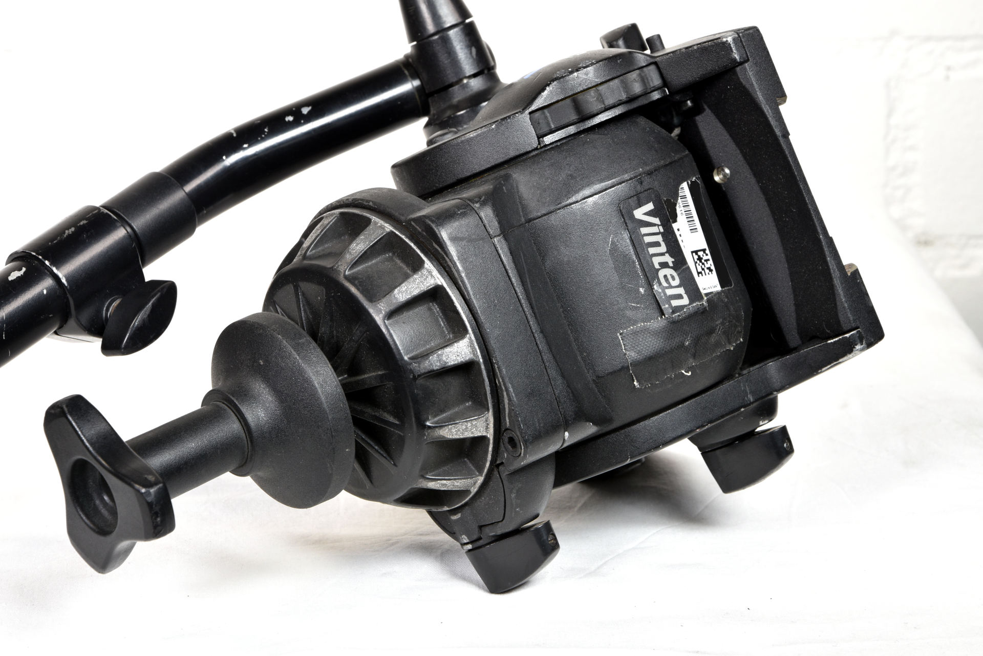 Vinten Vision 11 Fluid Head Black – Gearwise – AV & Stage Equipment