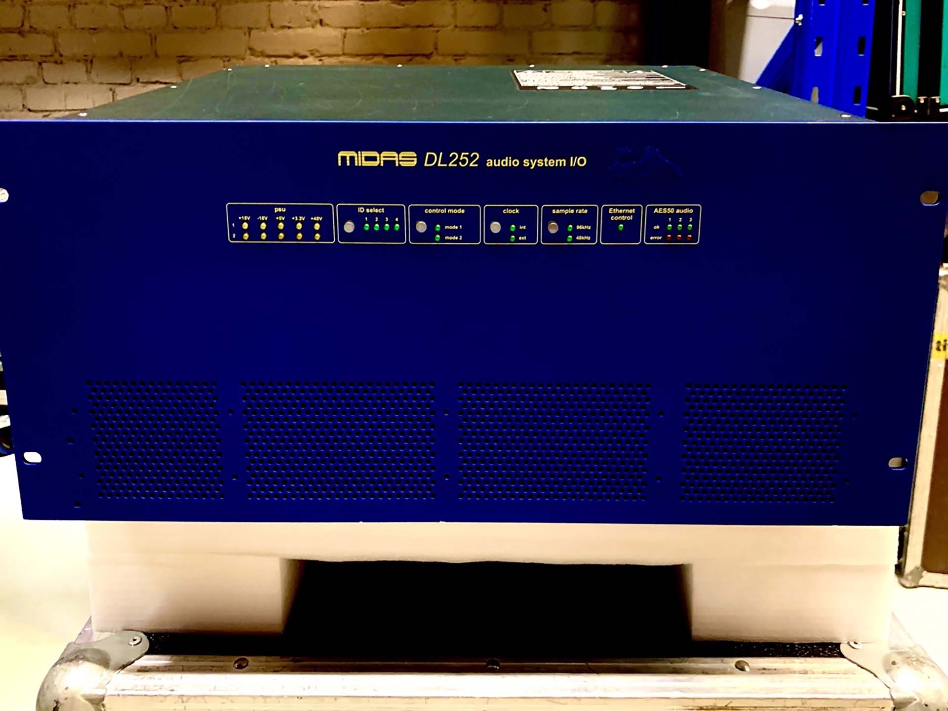 Midas PRO2 system package – Gearwise – AV & Stage Equipment