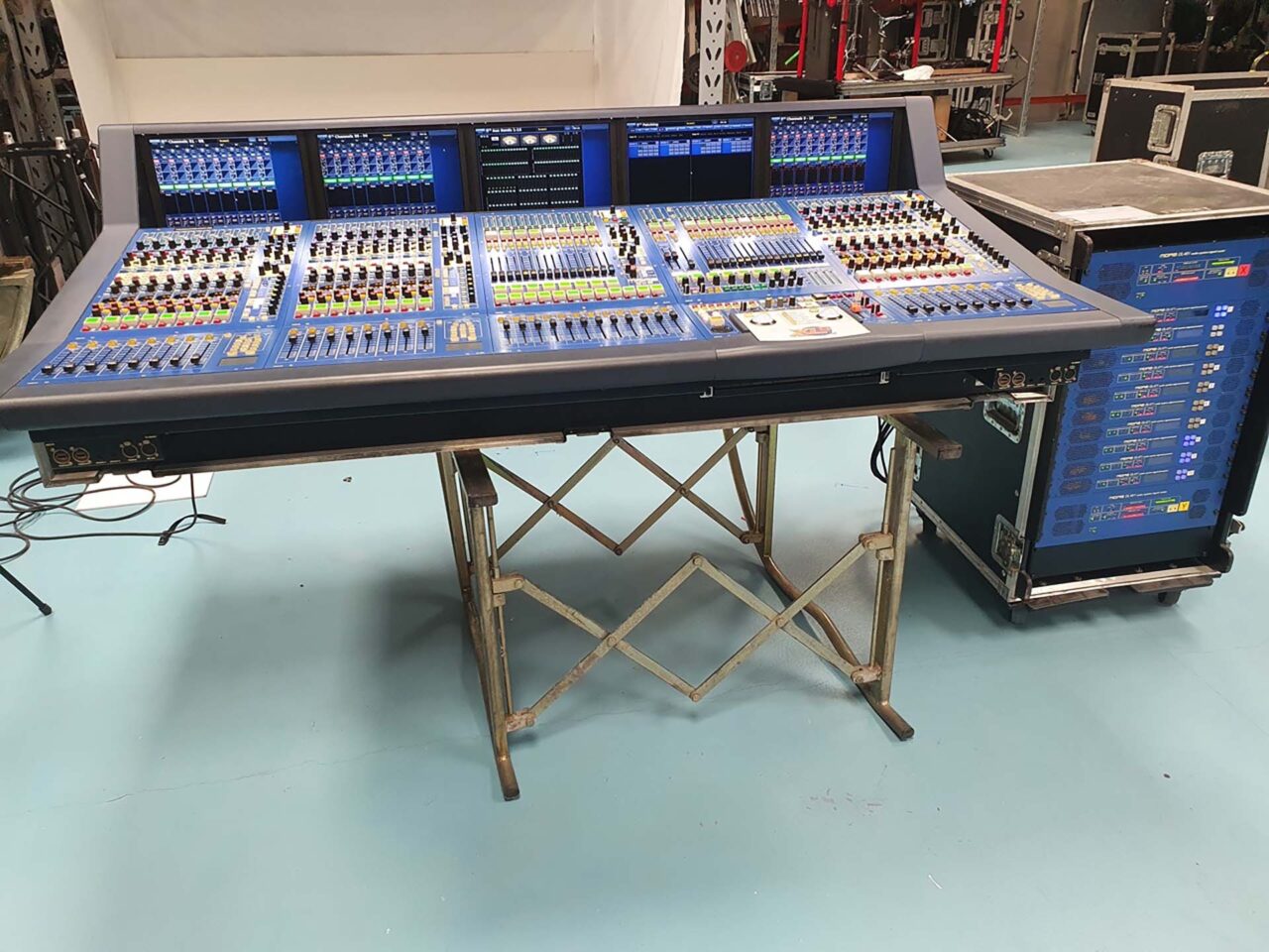 Midas Verona 400 – Gearwise – AV & Stage Equipment