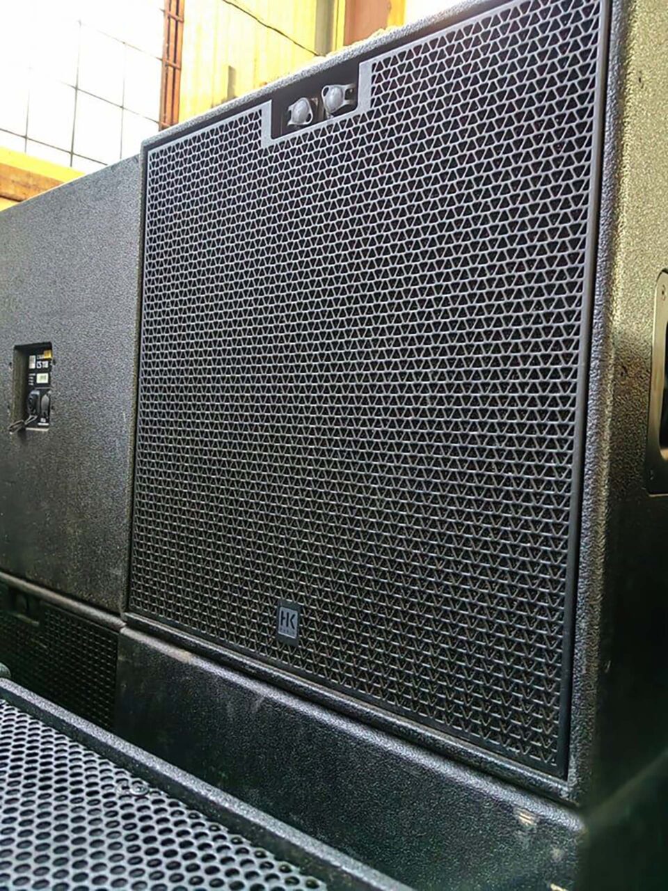 HK Audio Cosmo System Package – Gearwise – AV & Stage Equipment