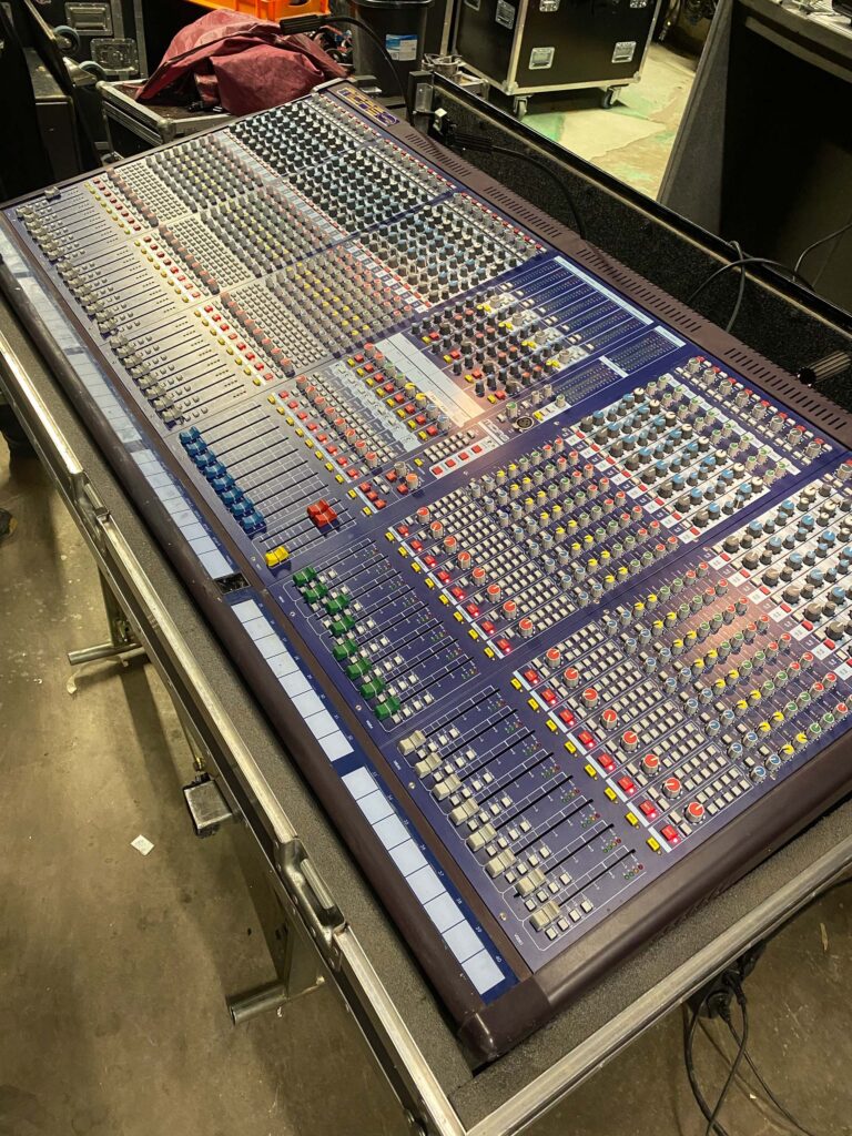 Midas Verona 400 – Gearwise – AV & Stage Equipment