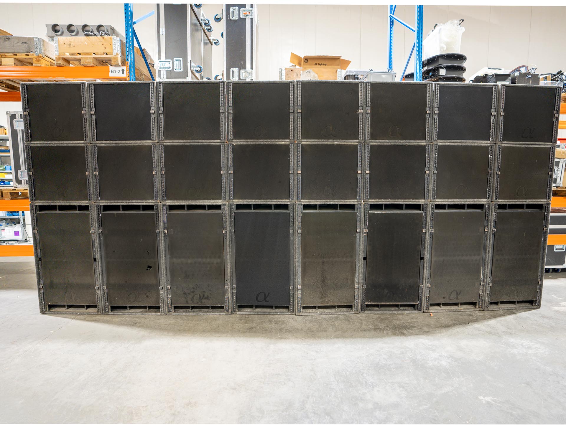 Martin Audio W8LM (8pcs) – Gearwise – AV & Stage Equipment