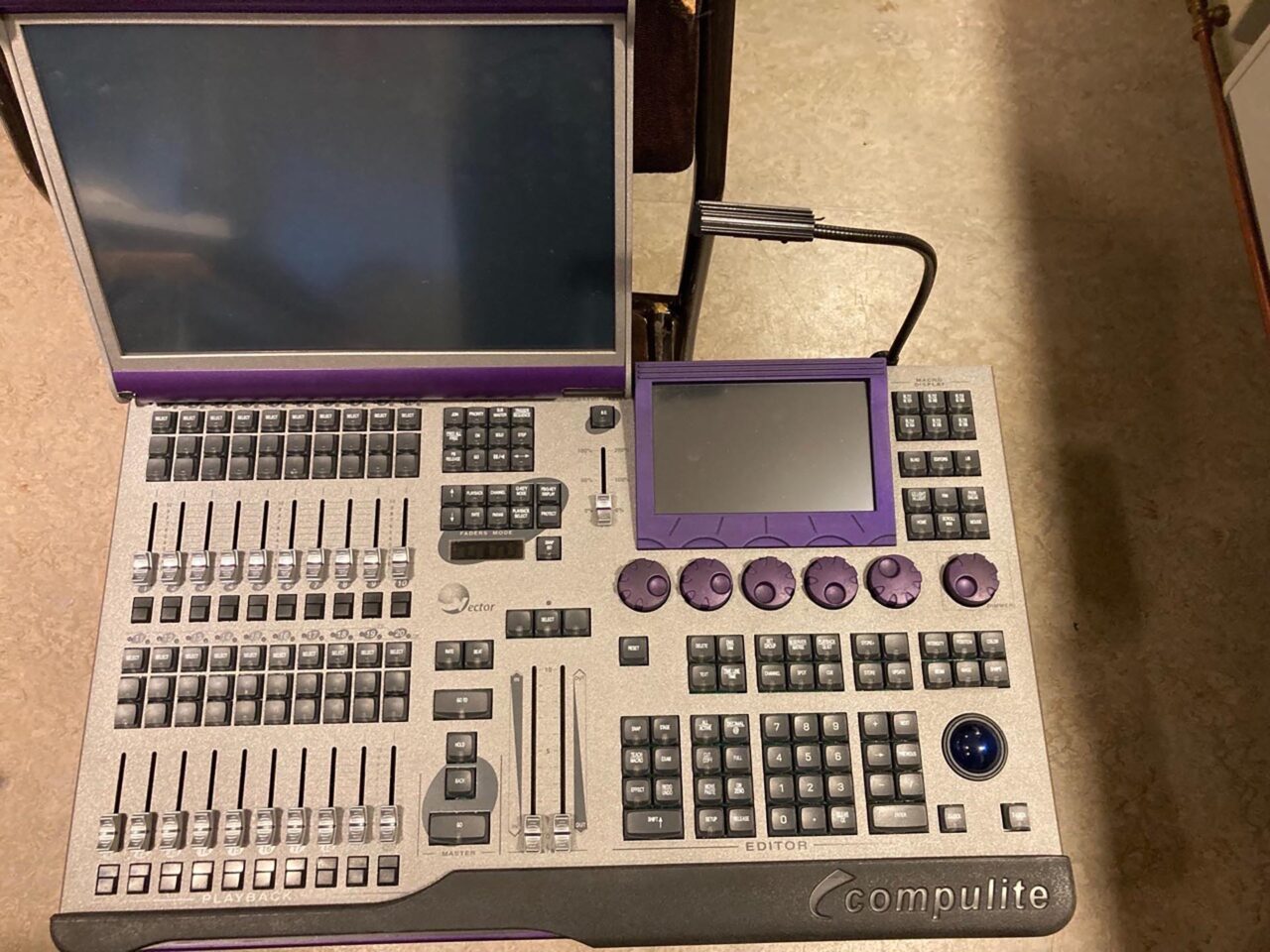 Lighting consoles – Gearwise – AV & Stage Equipment