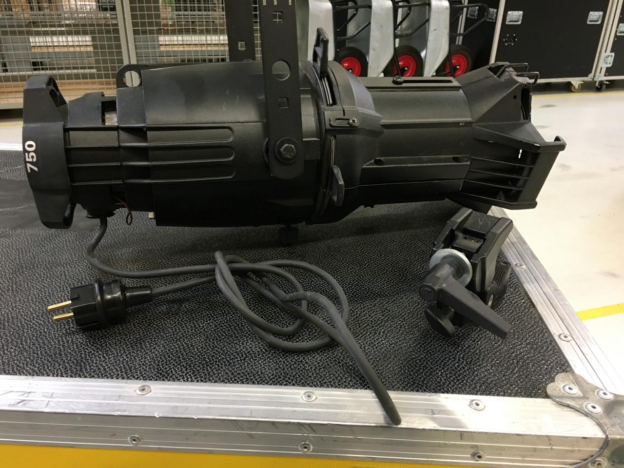 ETC S4 profile 26° – Gearwise – AV & Stage Equipment